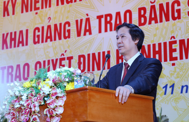 VNU – UED: Chào mừng ngày Nhà giáo Việt Nam và bổ nhiệm Phó Hiệu trưởng
