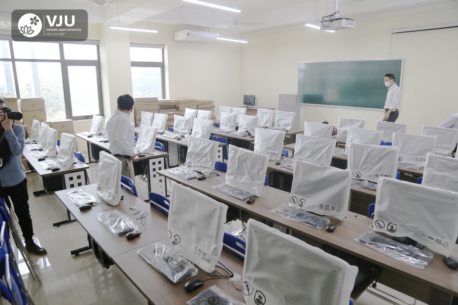 VNU – VJU: First working day at Hoa Lac campus