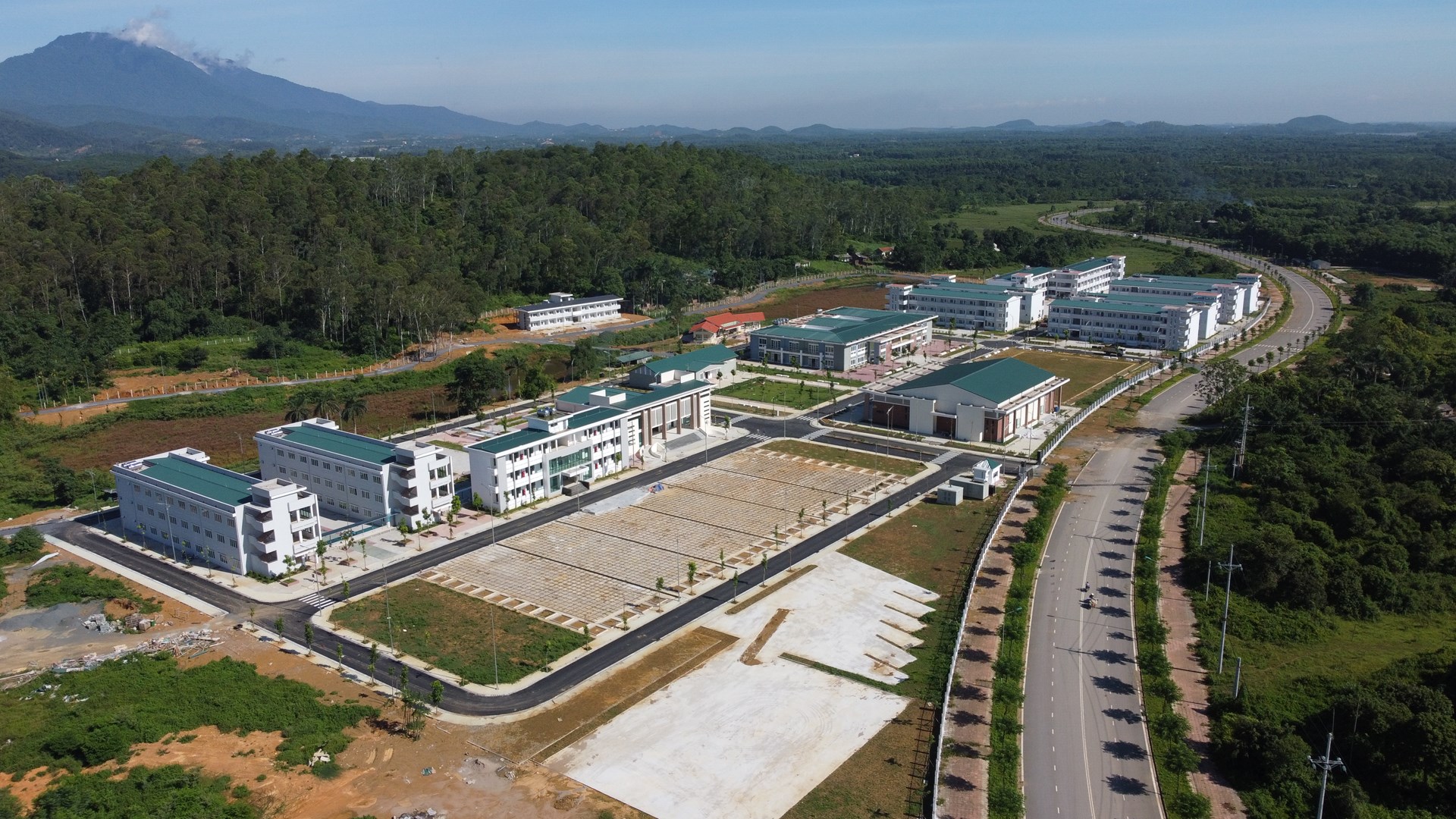 VNU is ready to welcome 6,000 full-time students to Hoa Lac campus